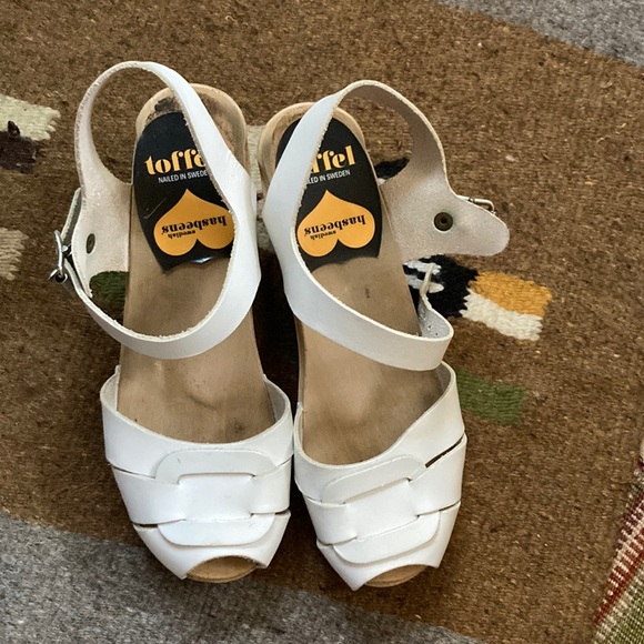 Swedish Hasbeens | Shoes | Swedish Hasbeens White Leather And Wood ...
